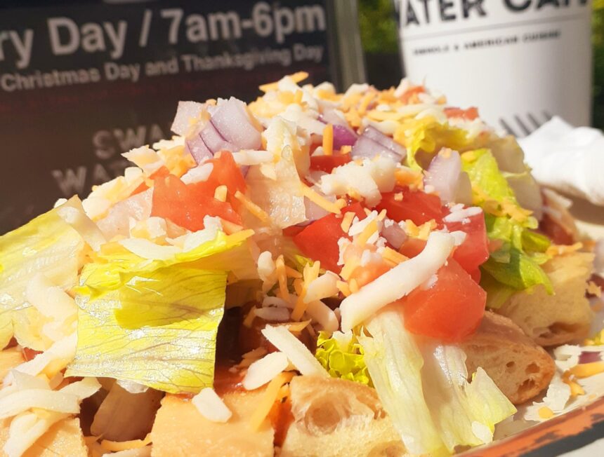 Swamp Water Cafe – Full-Service Restaurant with a Taste of the Everglades